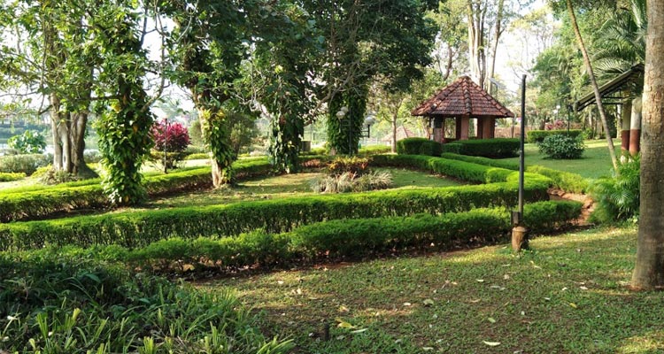 Pilikula Nisargadhama Mangalore (Timings, Entry Fee, Safari, Images ...